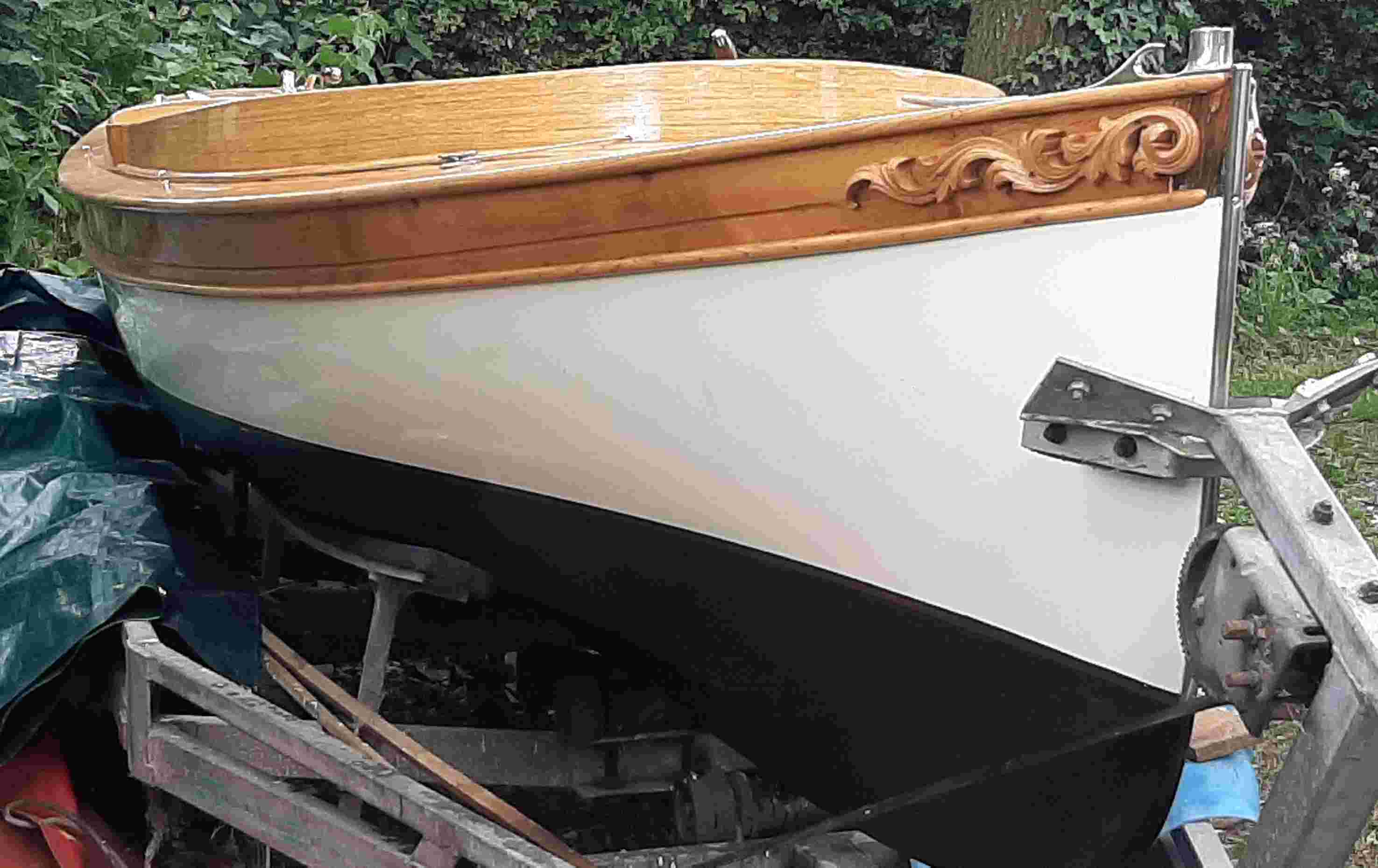 18 Feet 1899 Truscott Family Launch - 54580 | Antique Boat America
